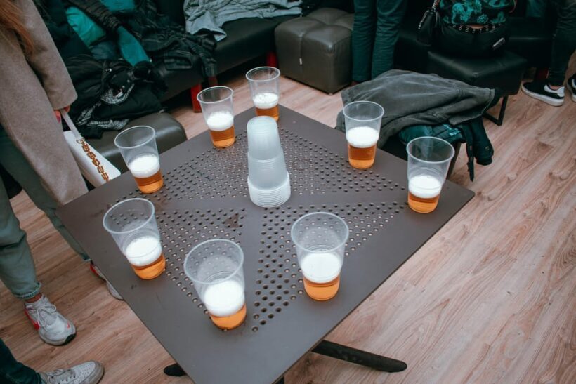 Wroclaw: Pub Crawl with Unlimited Drinks and VIP Club Entry - Key Points