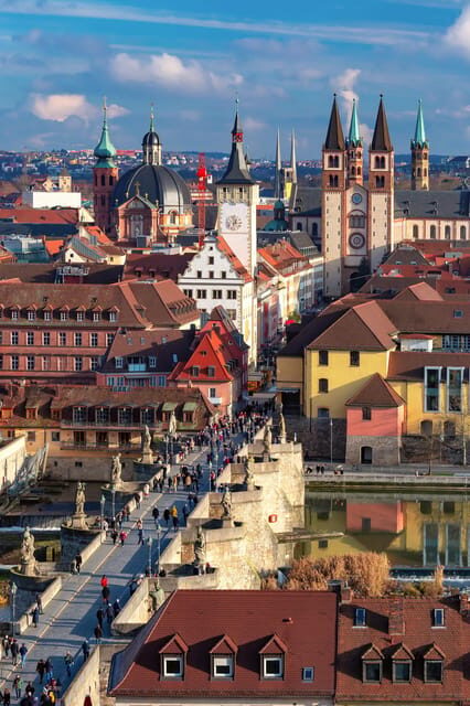 Würzburg: Express Walk with a Local - FAQs