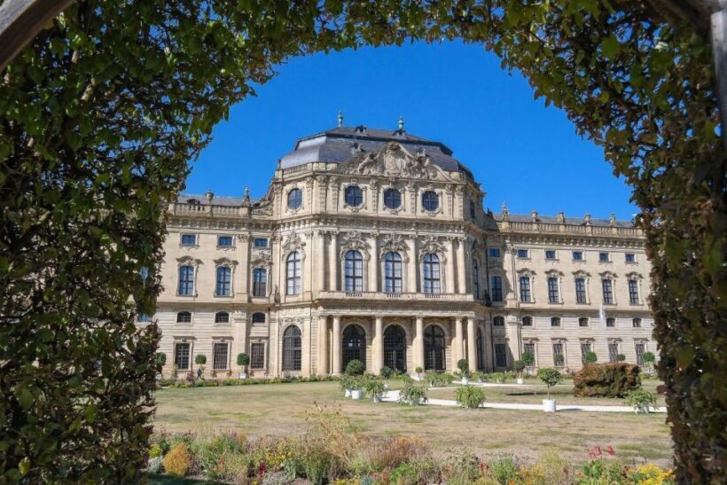Würzburg: Private Walking Tour With Professional Guide - Practical Tips for Your Tour