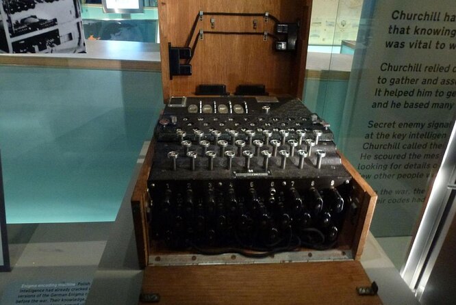 WW2 London Walking Tour & Churchill War Rooms Review - About Your Stay