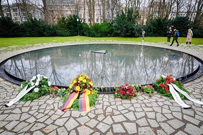 WWII & 3rd Reich Private Walking Tour - Authentic Reviews and What They Reveal