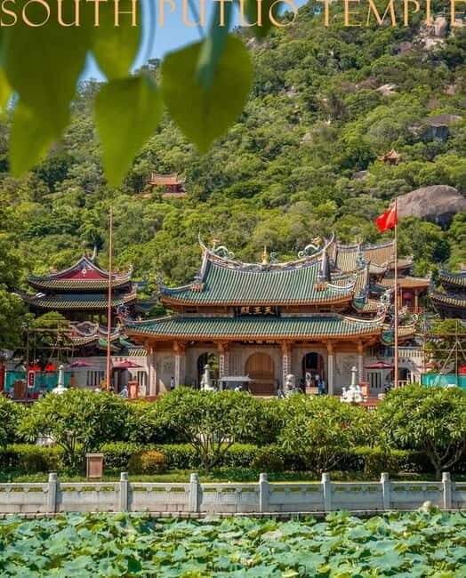 Xiamen City: Sea View, Handicraft & Local Market Tour - Creating a Lacquer Fan: A Hands-On Cultural Experience