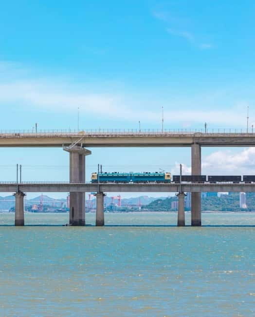 Xiamen Jimei: Sea View Metro, Nanyang Memory & Sunset Walk - The Journey Begins: The Sea-View Metro