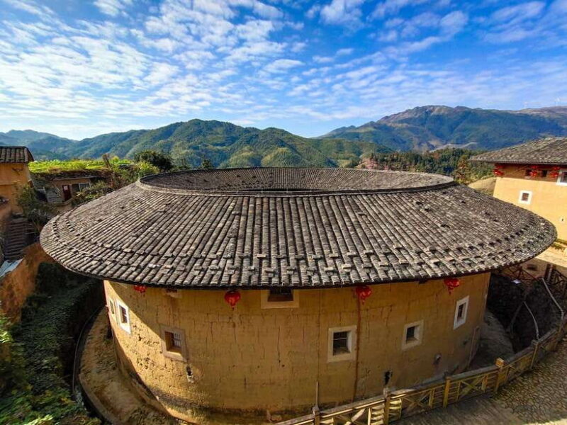 Xiamen: Nanjing Tianluokeng Hakka Cluster 1-Day Trip - Key Points