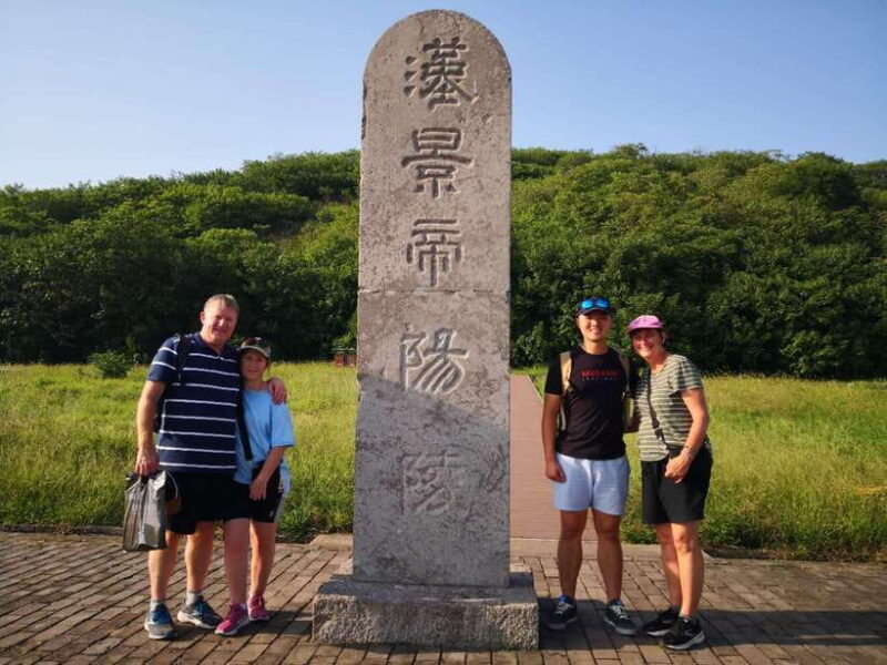 Xi'an: Han Yang Ling Tomb Archaeology Tour with Options - Exploring the Han Yang Ling Tomb Archaeology Tour in Xian: A Deep Dive into Ancient China