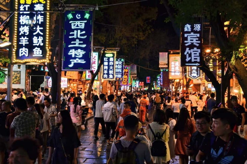 Xian Highlights: Terracotta Warriors, City Wall & Food Tour - Key Points