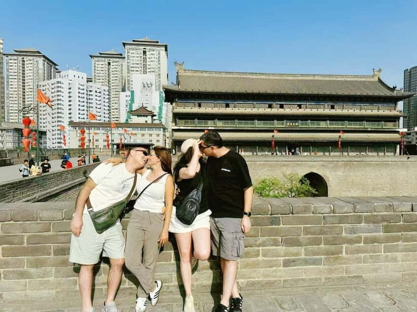 Xi'an in A Day: Terracotta Army & City Highlights with Lunch - Authenticity and Connection