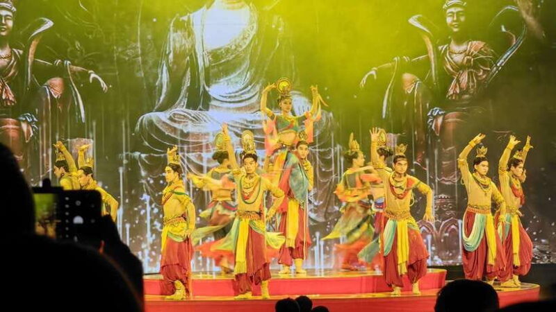Xi'an Terracotta Army, Dumpling Dinner & Tang Dynasty Show - Key Points