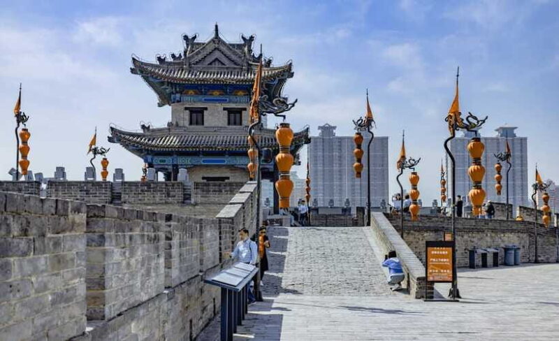 Xi'an: Xian City Wall South Gate(Yongningmen) Entry Ticket - Biking and Walking the Wall