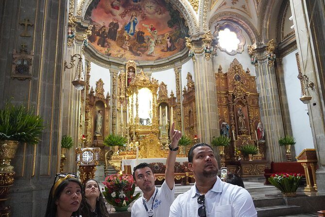 Xochimilco, Coyoacán and Frida Kahlo Museum Private Tour - Frequently Asked Questions