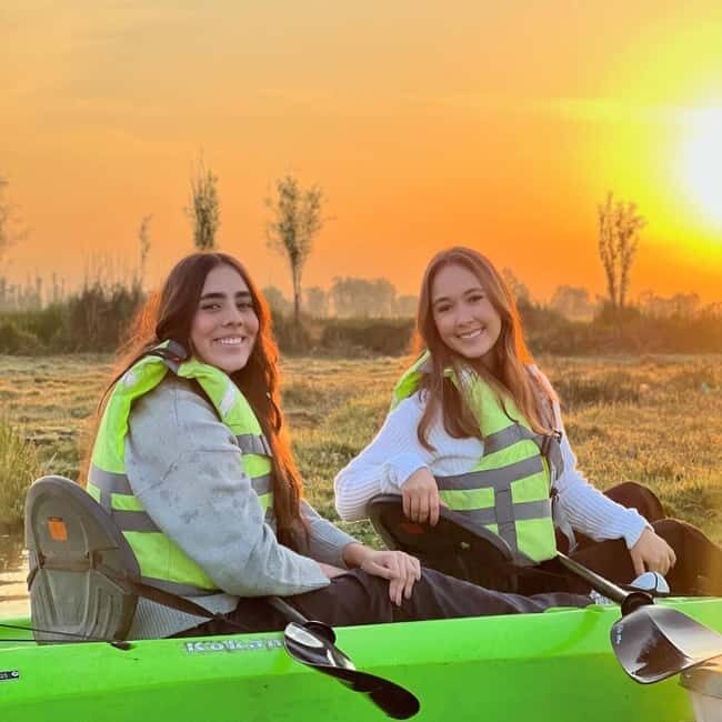 Xochimilco: Kayak ride at sunrise with breakfast - An In-Depth Look at the Experience