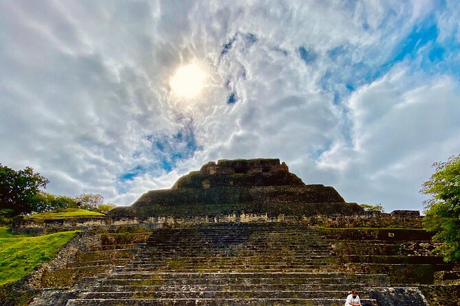 Xunantunich and Inland Blue Hole Tour - Key Points