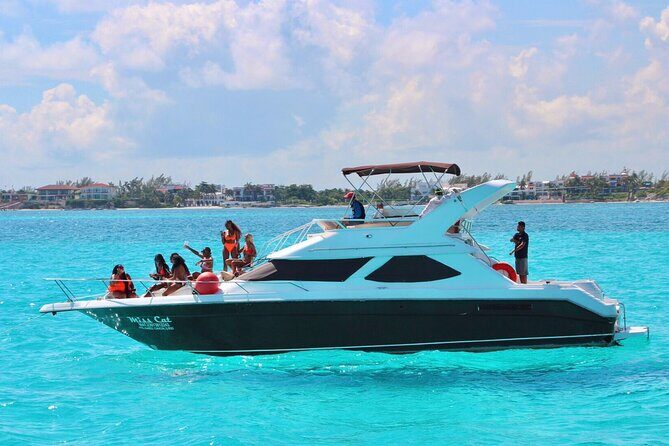 Yacht 48ft Rental in Cancun for up to 15 people - Pricing and Value
