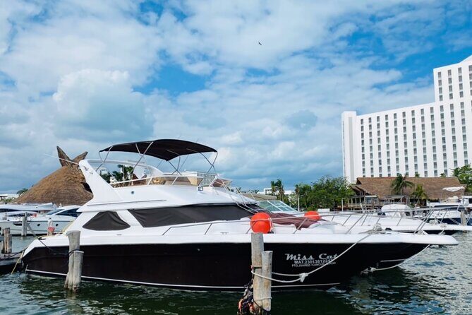 Yacht 48ft Rental in Cancun for up to 15 people - Practical Tips for Booking and Enjoying