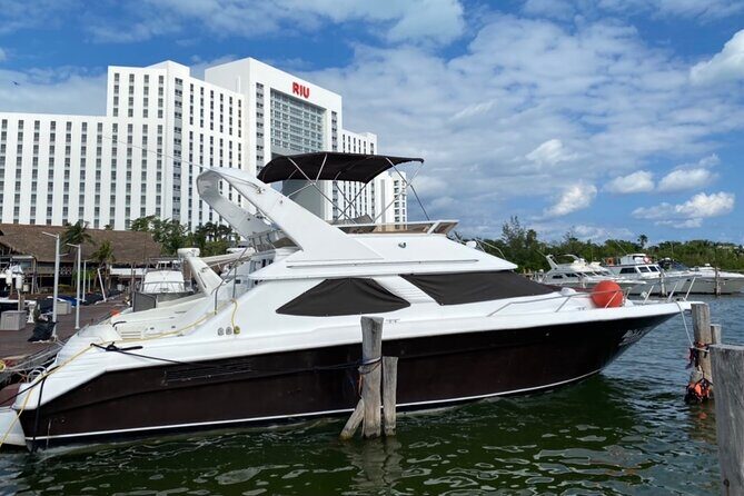Yacht 48ft Rental in Cancun for up to 15 people - FAQ
