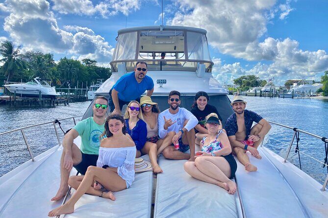 Yacht Charter in Palm Beach with Crew - Authentic Experiences and Guest Feedback