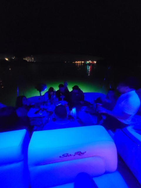 Yacht cruise Biscayne Bay, Miami Beach and Sand bar. 42Ft - FAQ – Your Questions Answered