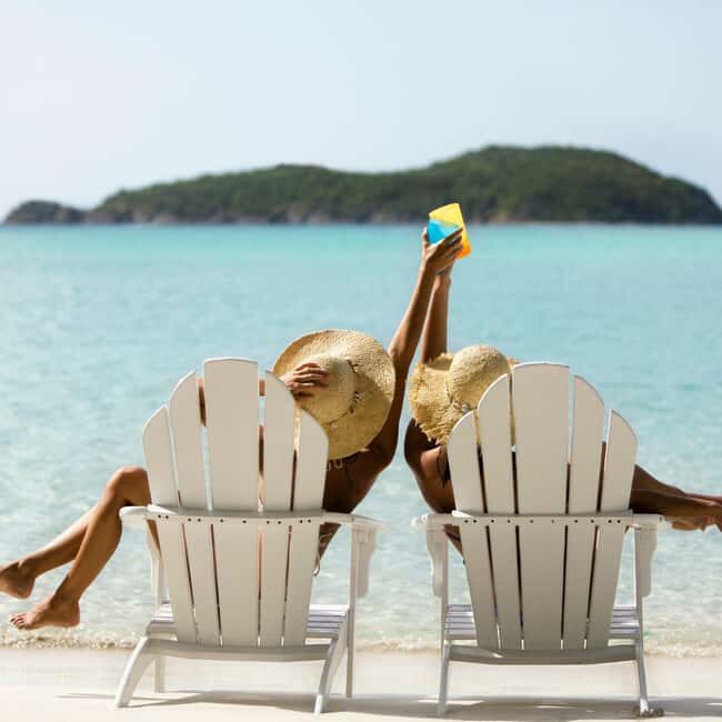 Yacht Picnic in Jamaica - Key Points