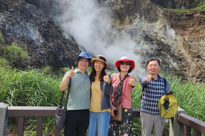 Yamingshan Volcano, Beitou Thermal Valley, Danshui Private Tour - Authentic Experiences and Reviewer Insights