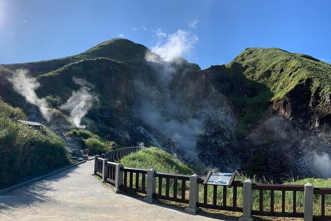 Yangmingshan Half Day Tour in Taipei - Final Thoughts: Is This Tour Worth It?