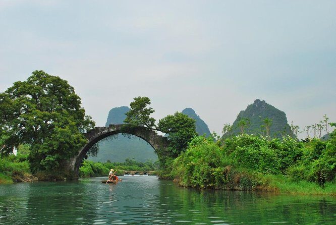 Yangshuo Private Day Tour of Yulong Bamboo Boat and Biking - Exploring the Yangshuo Private Day Tour of Yulong Bamboo Boat and Biking