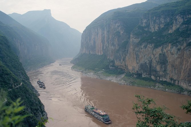 Yangtze River Cruise from Yichang to Chongqing Upstream in 5 Days 4 Nights - FAQ