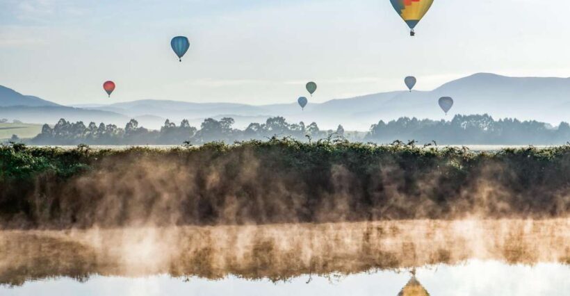 Yarra Valley: Hot Air Balloon Experience with Breakfast - Key Points