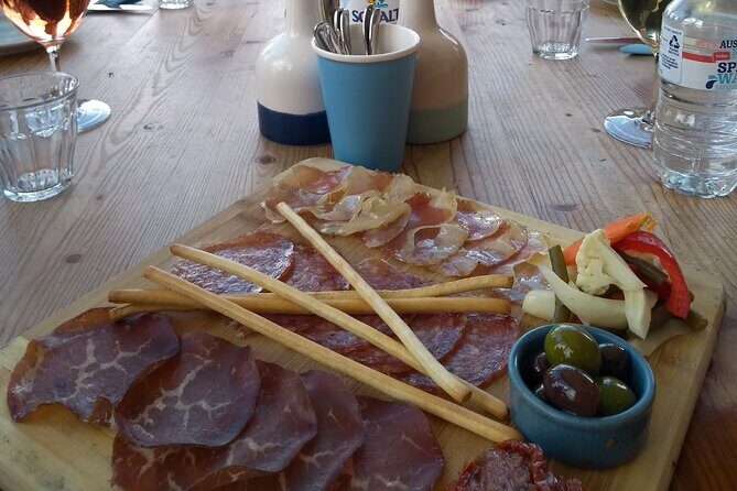 Yarra Valley Winery Tour from Melbourne - Lunch included - The Sum Up