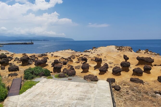 Yehliu, Jiufen & Pingxi Day Tour from Taipei - Who Will Enjoy This Tour?