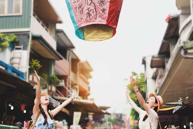 Yehliu, Jiufen & Shifen Taiwans North Coast Day / Night Tour - FAQ: Your Practical Questions Answered