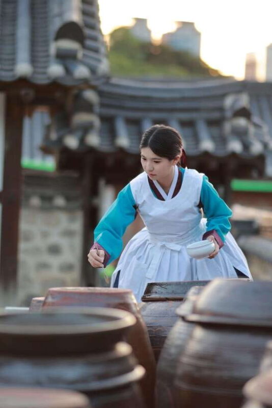 YEINBANG Men's k-drama hanbok rental - What to Expect During Your Hanbok Day