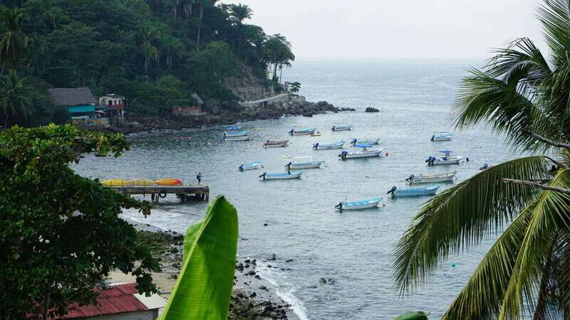 Yelapa: Catamaran Cruise with Lunch and Open Bar - Authenticity and Atmosphere