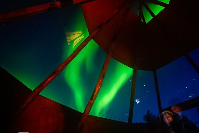 Yellowknife 2 Night Aurora Combo Hunting Cabin No Hotel - An In-Depth Look at the Yellowknife Aurora Experience
