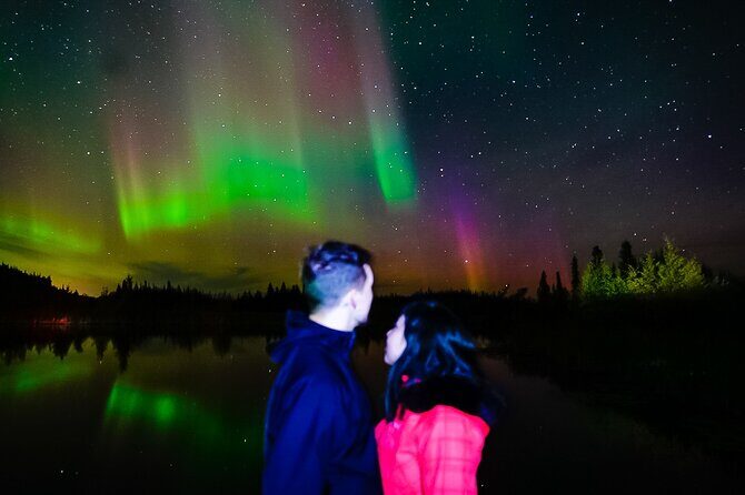 Yellowknife Private Northern Lights Tour with Transportation - Who Should Book This Tour?