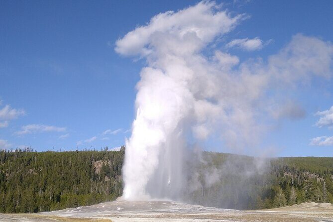 Yellowstone National Park 2 Day Tour Upper and Lower Loop - Price & Value