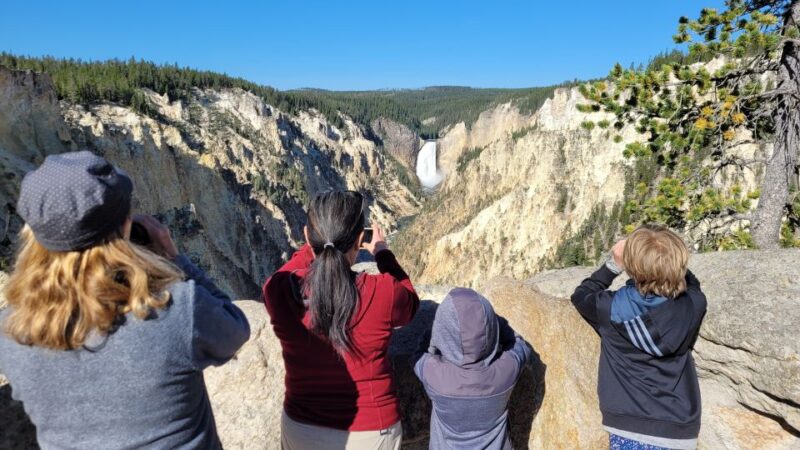 Yellowstone National Park Private Day Tour - Itinerary Highlights and What You Can Expect