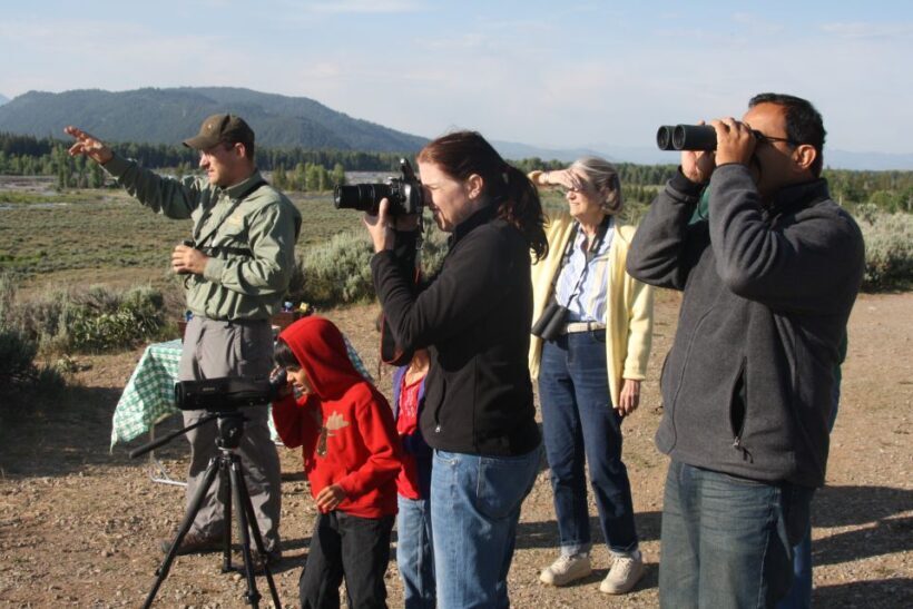 Yellowstone: Old Faithful, Waterfalls, and Wildlife Day Tour - FAQ