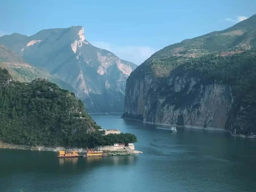 Yichang - Chongqing Yangtze Miracle Luxury 5D4N Cruise - Key Points