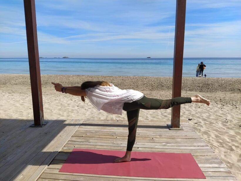 YOGA & MEDITATION AT THE BEACH OR IN THE FOREST - Authentic Feedback