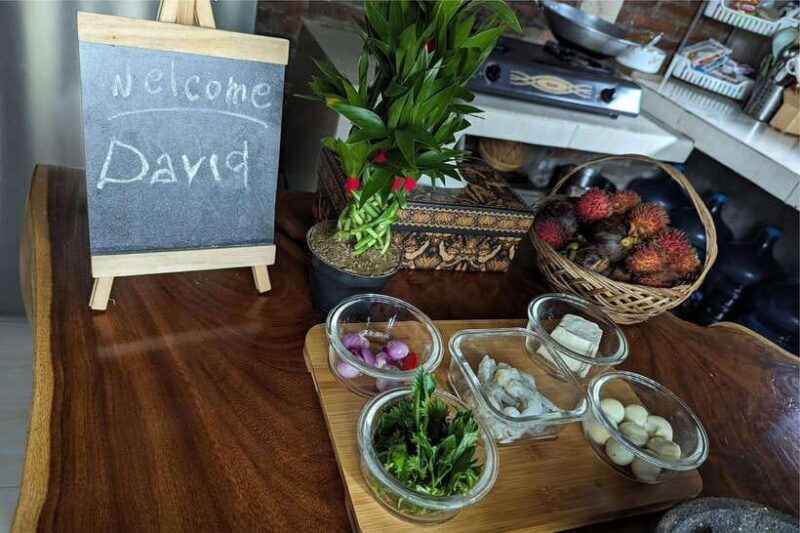 Yogyakarta: 3-hour Cooking Class with Market Tour - Authenticity and Real Experiences