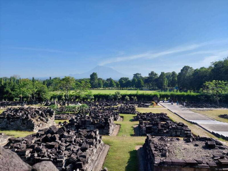Yogyakarta: Borobudur and Prambanan Private Tour - Authentic Experiences and Local Flavor