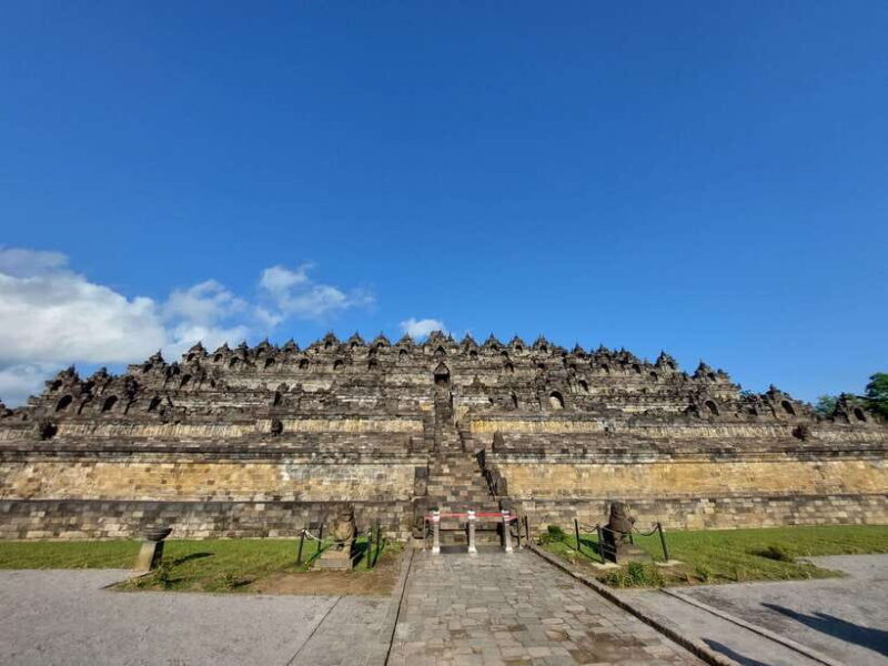 Yogyakarta: Borobudur and Prambanan Private Tour - Practical Tips for Travelers