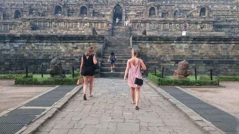 Yogyakarta: Borobudur and Prambanan with a private car - Key Points