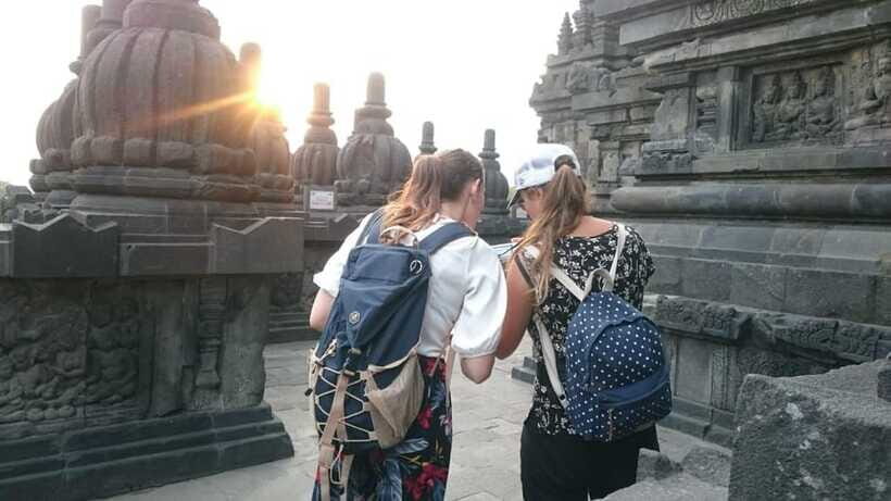 Yogyakarta: Borobudur and Prambanan with a private car - FAQ