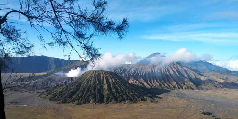 Yogyakarta: Borobudur, Bromo, Ijen, and Waterfall Tour - Whats Included and Whats Not