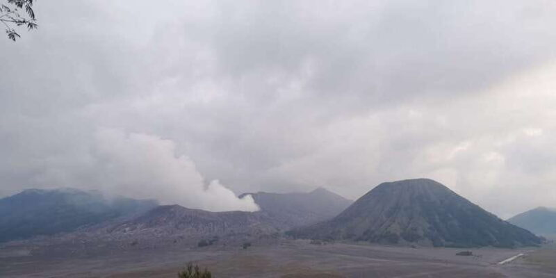 Yogyakarta: Borobudur, Bromo, Ijen, and Waterfall Tour - Who Should Consider This Tour?