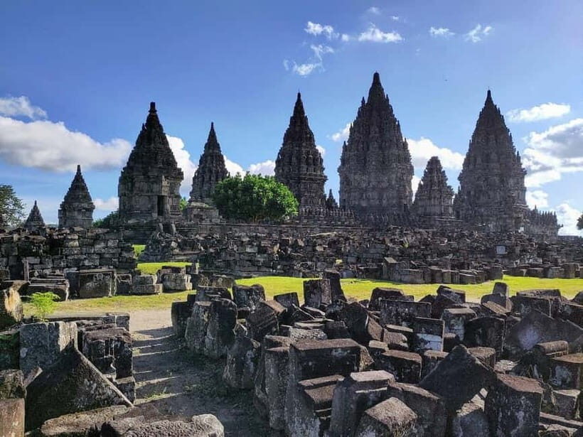 Yogyakarta: Borobudur Climb and Prambanan Shared Guided Tour - Final Thoughts: Is This Tour for You?