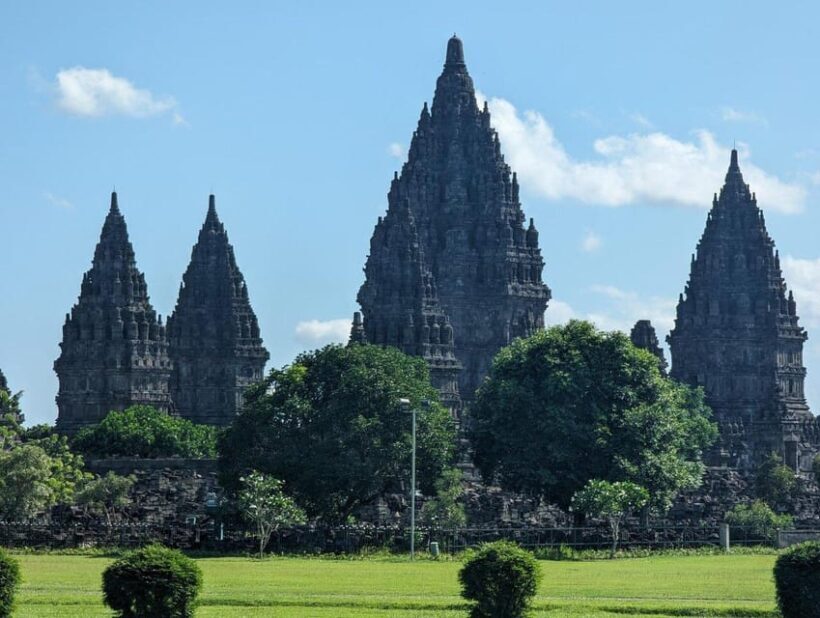 Yogyakarta: Borobudur Climb and Prambanan Shared Guided Tour - FAQ