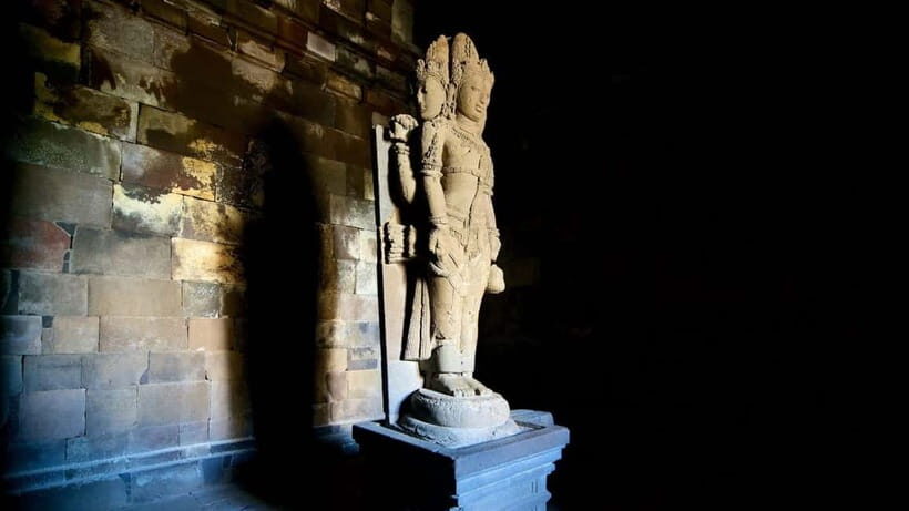 Yogyakarta: Borobudur Climb & Prambanan Guided Tour - Who Should Consider This Tour?