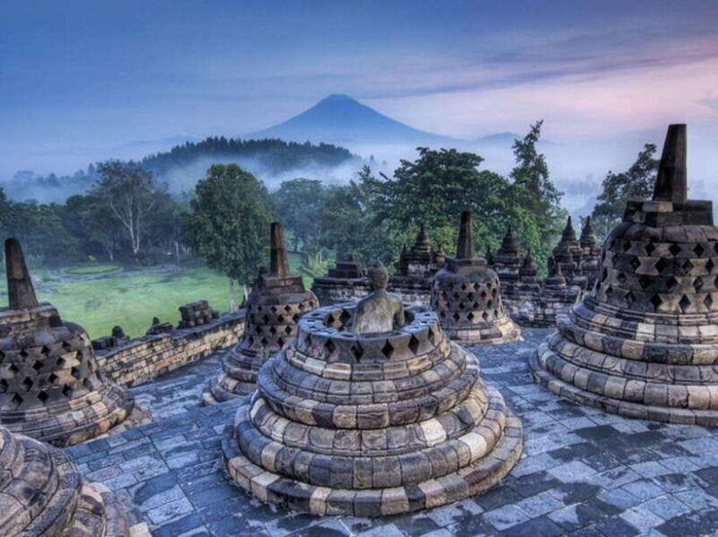 Yogyakarta: Borobudur Climb the Top & Mount Merapi Jeep Tour - Key Points
